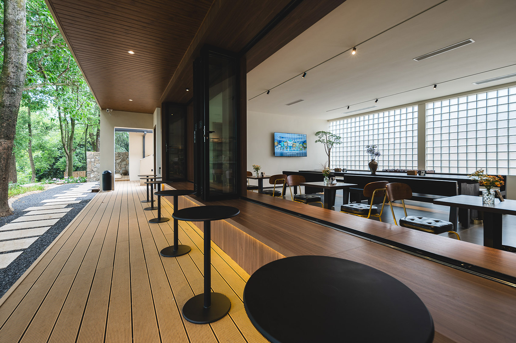 “Playground with Stream”, China by IDYL Studio - 谷德设计网