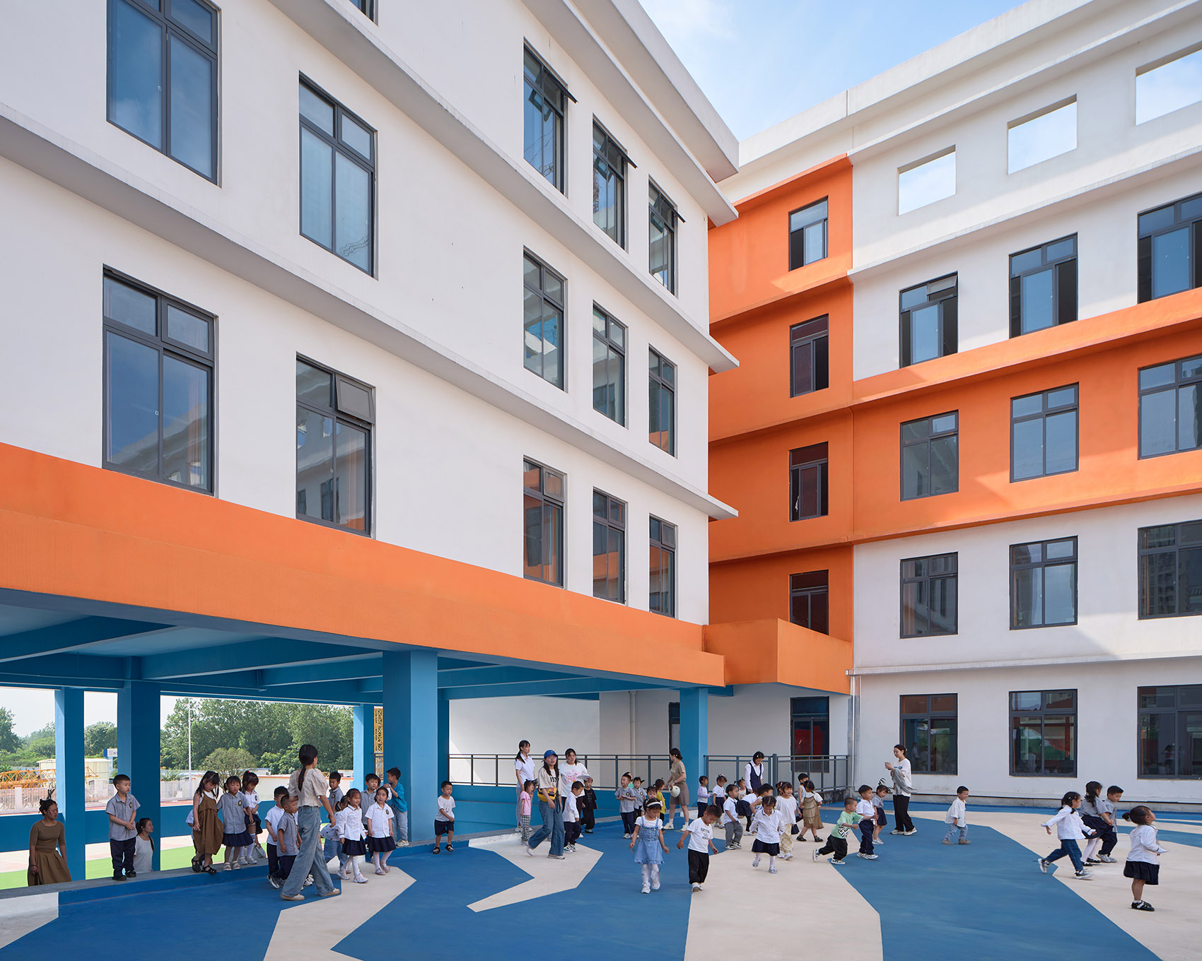 New School in the County, China by L&M Design Lab - 谷德设计网