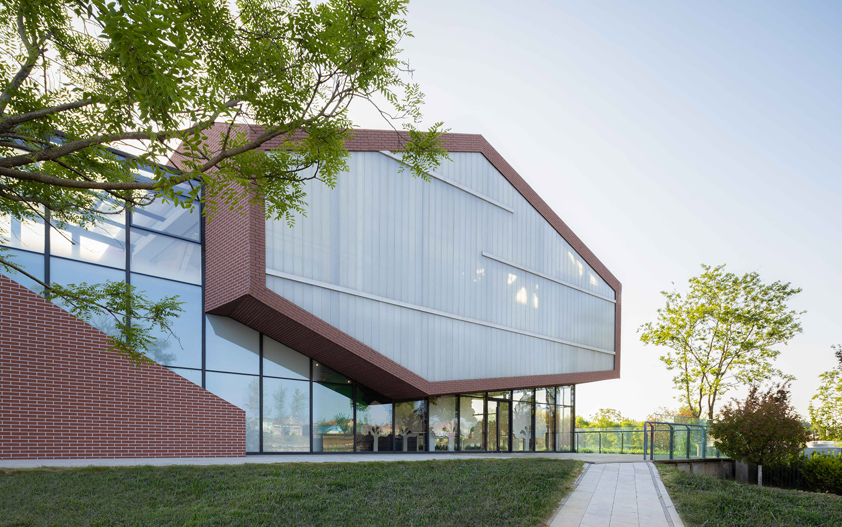 Jimo OCT Rural Revitalization Culture Centre by SYN Architects - 谷德设计网