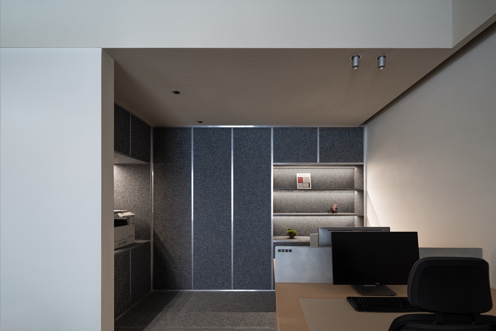 Office Space of LISO Space Design Firm by LISO Space Design Firm - 谷德设计网