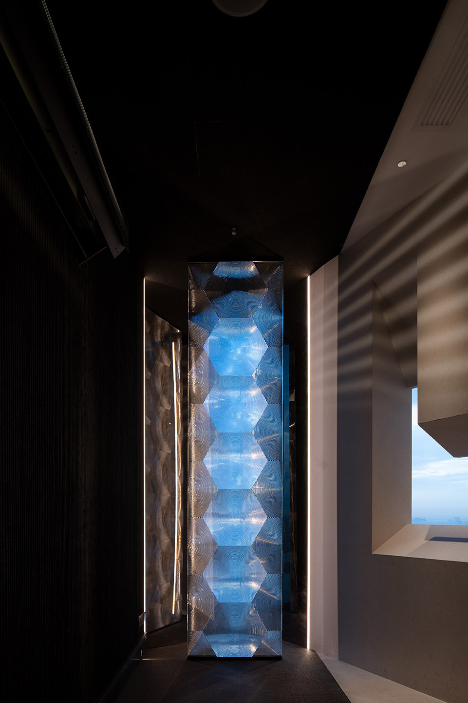 W HOTEL SOL37 by Atelier I-N-D-J - 谷德设计网