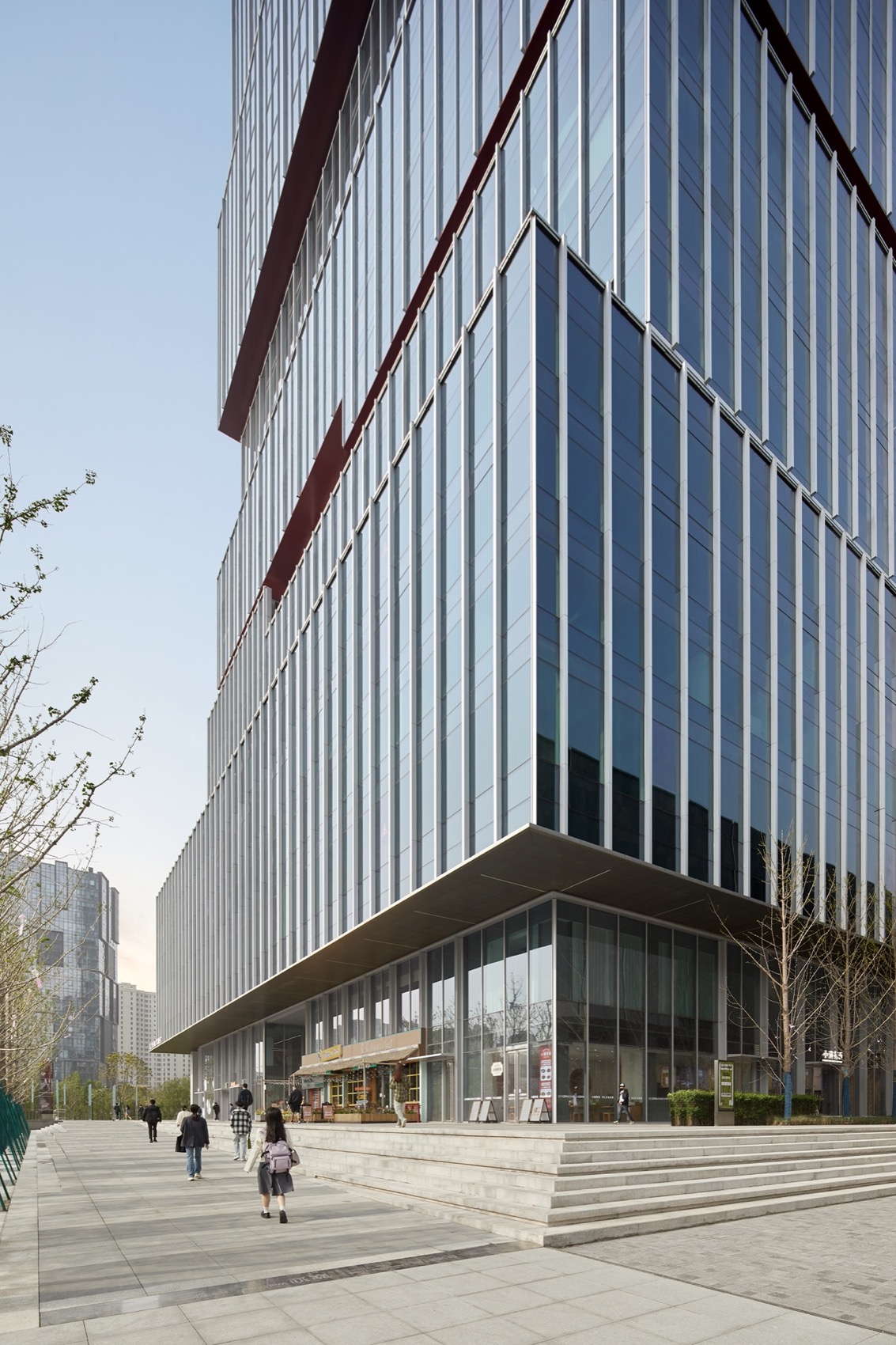 Vanke Liangzhu Center by AAI·LifeWay studio + NIKKEN SEKKEI LTD. - 谷德设计网