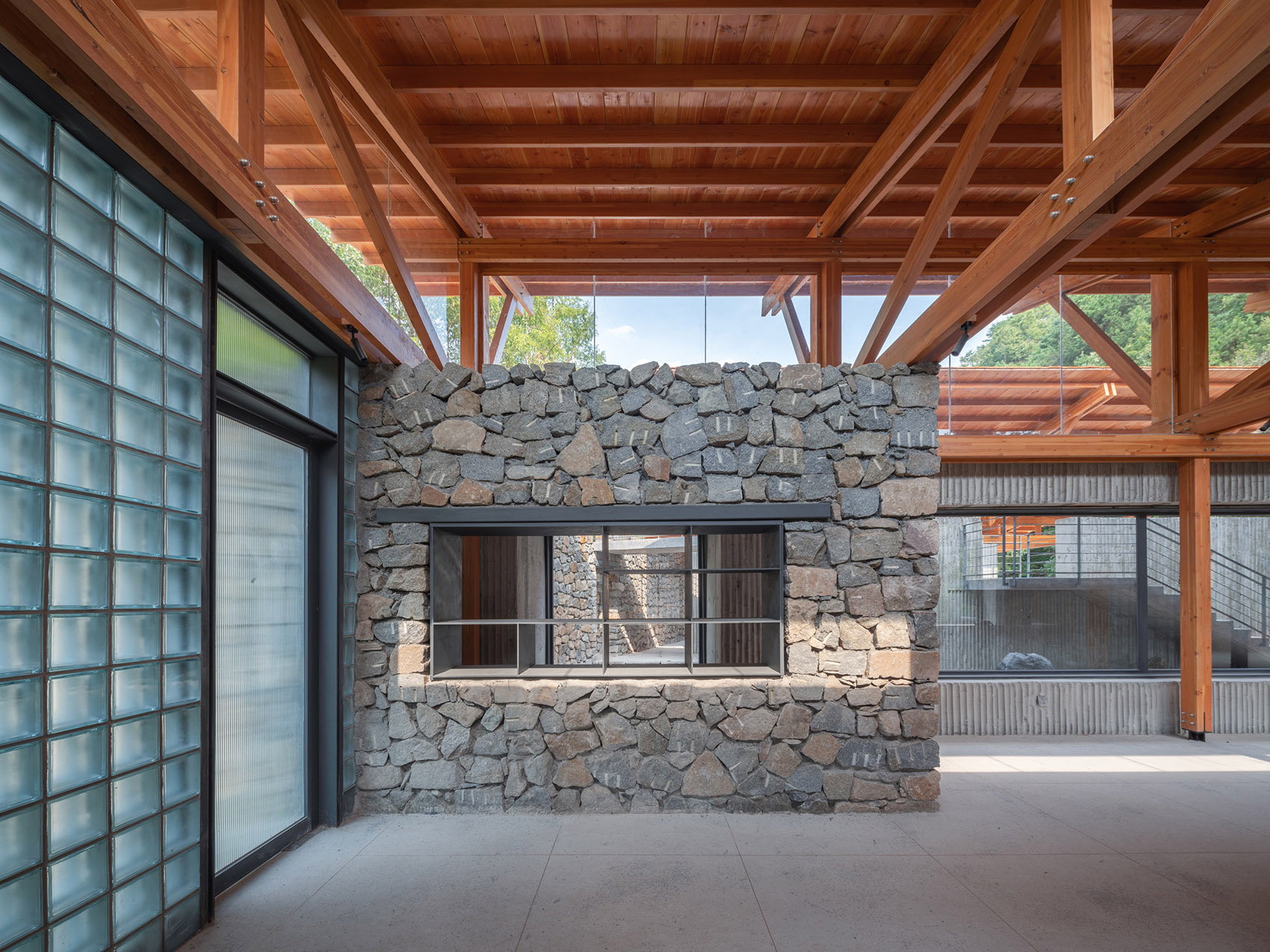 Multifunctional Service Center of Liuba Mountain Scenic Area by Shulin ...