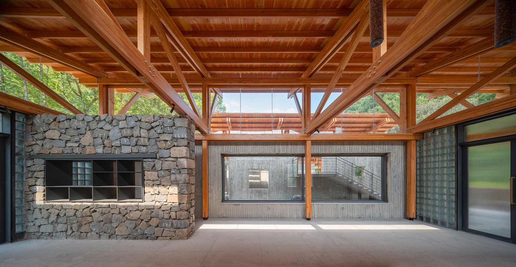 Multifunctional Service Center of Liuba Mountain Scenic Area by Shulin ...