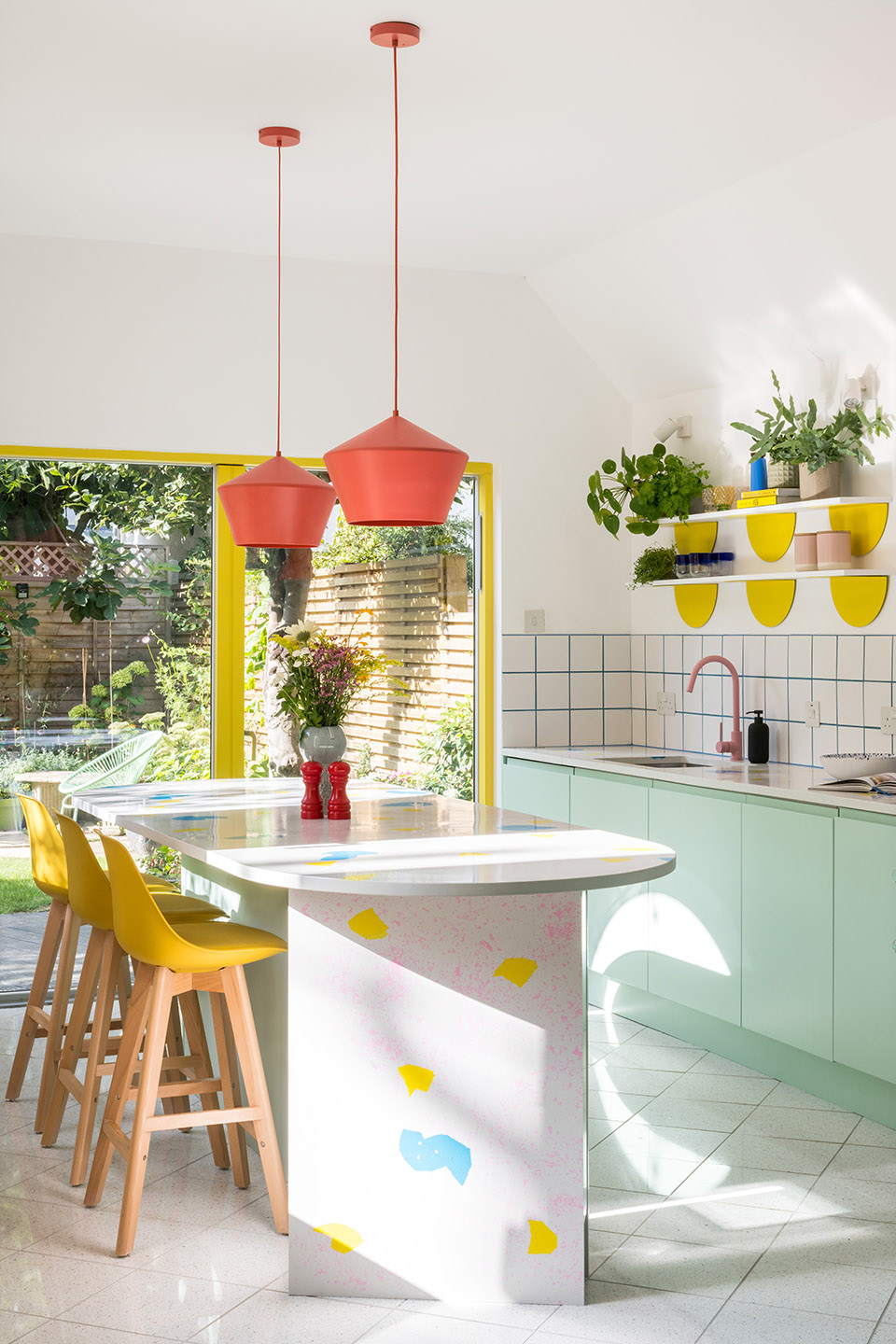 Graphic House by Office S&M - 谷德设计网