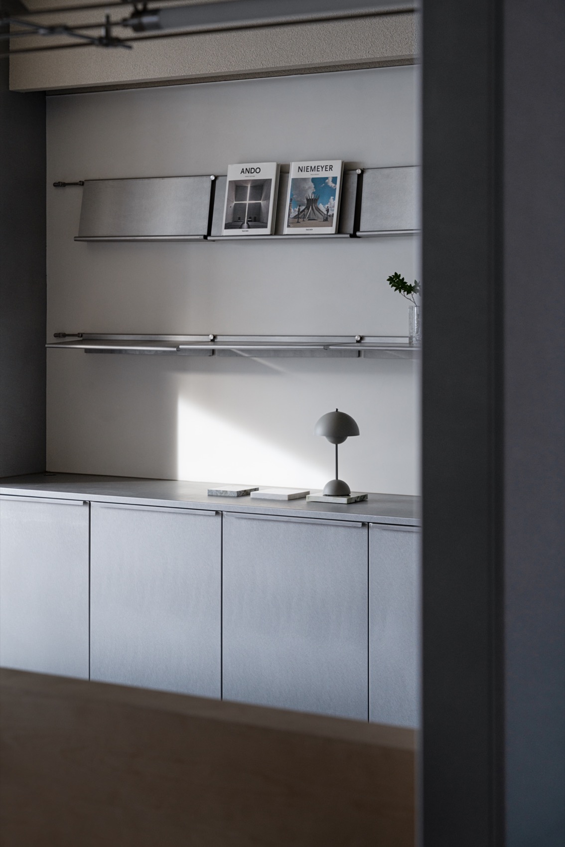 Office Space of LISO Space Design Firm by LISO Space Design Firm - 谷德设计网