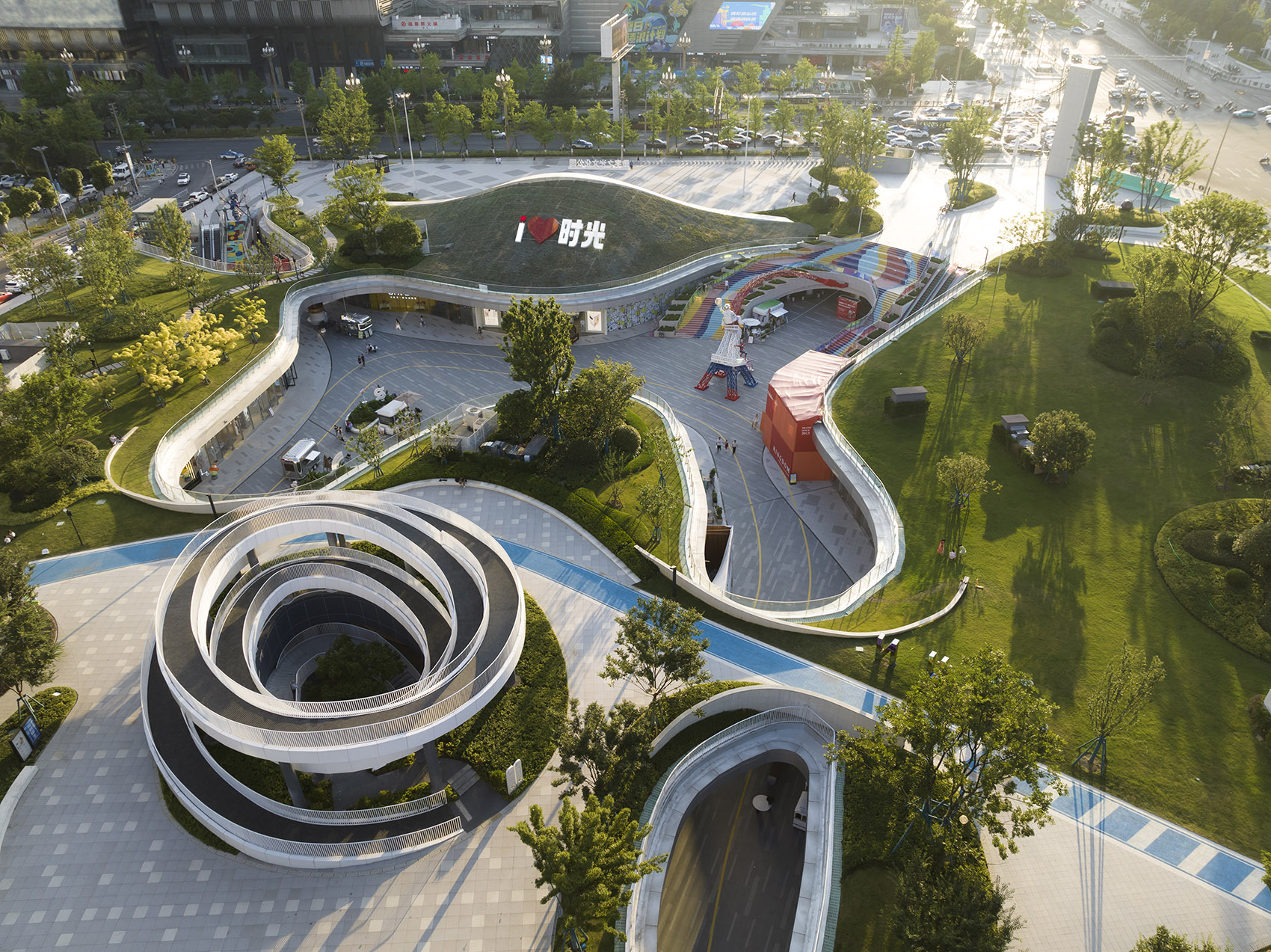 Midea Under Light + Sports Park, China by DAP Design Co., Ltd. - 谷德设计网