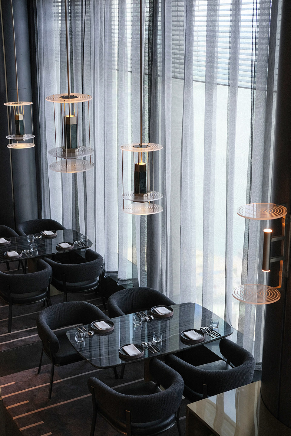 W HOTEL SOL37 by Atelier I-N-D-J - 谷德设计网