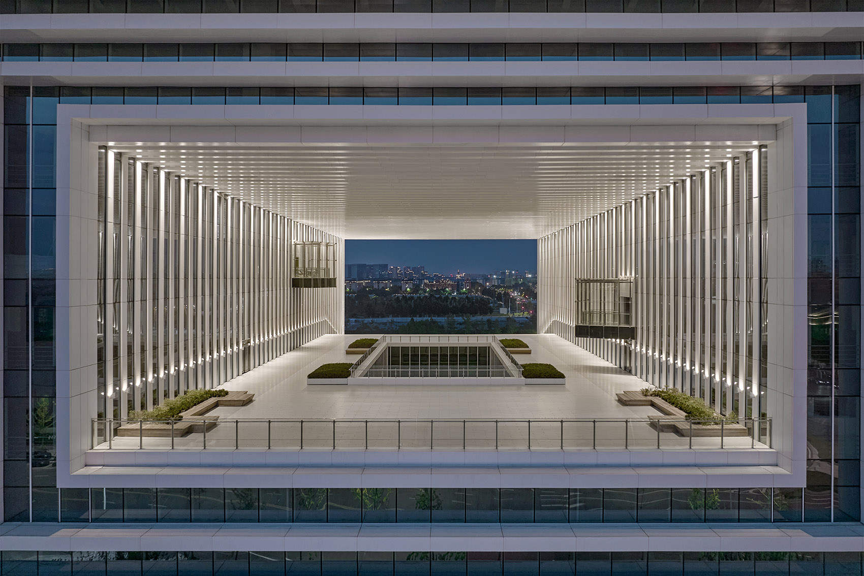 Longhu International Center by HDD + TJUPDI - 谷德设计网