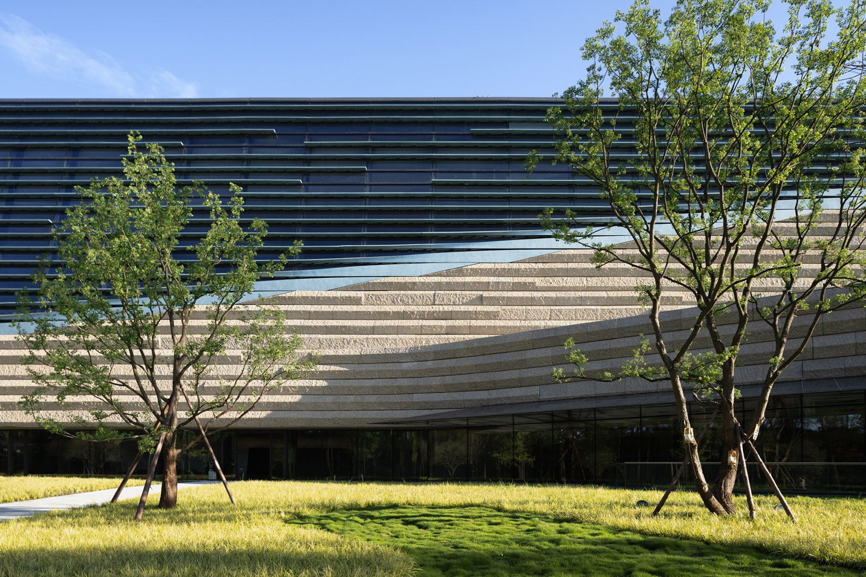 The New Sanxingdui Museum by China Southwest Architectural Design and Research Institute Corp ...