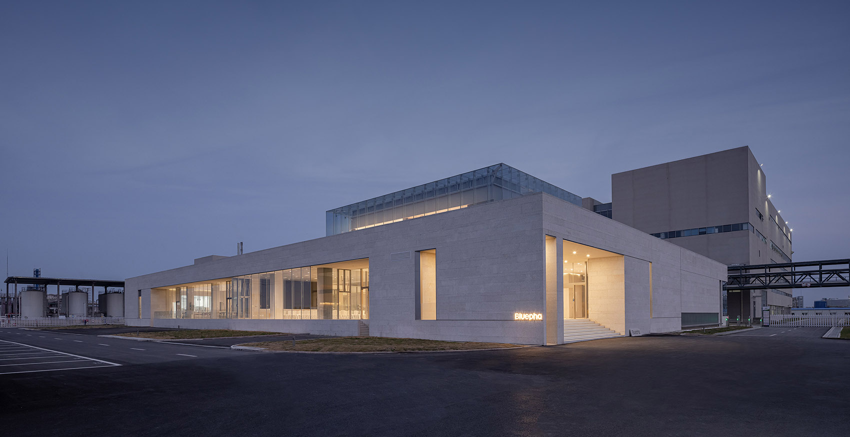 Bluepha BioFAB by XING DESIGN - 谷德设计网