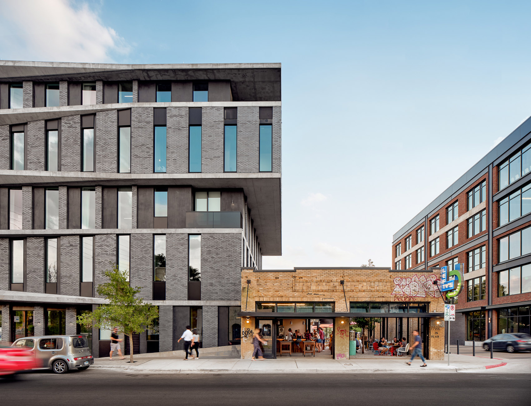ARRIVE Austin Hotel by Baldridge Architects - 谷德设计网