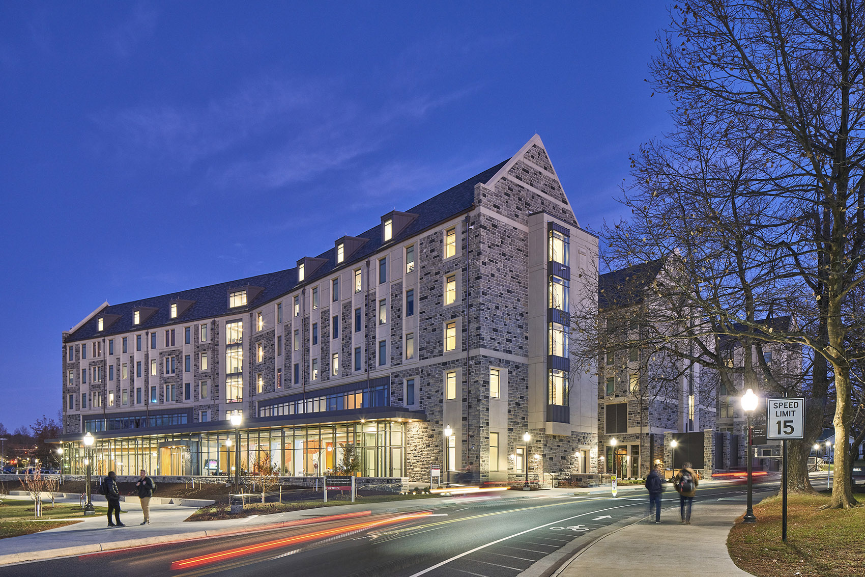 Virginia Tech Creativity and Innovation District by Hanbury - 谷德设计网