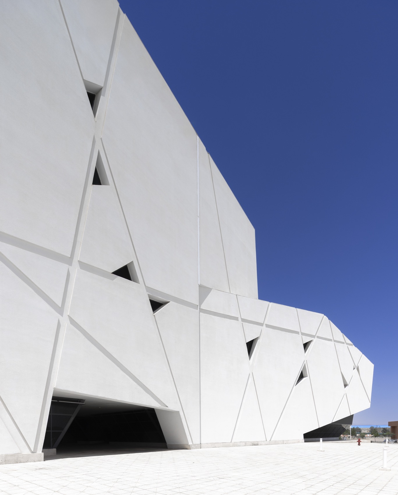 University of Semnan Auditorium and Library by New Wave Architecture ...