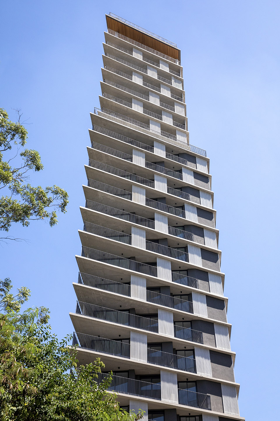 Onze22 by Triptyque Architecture - 谷德设计网