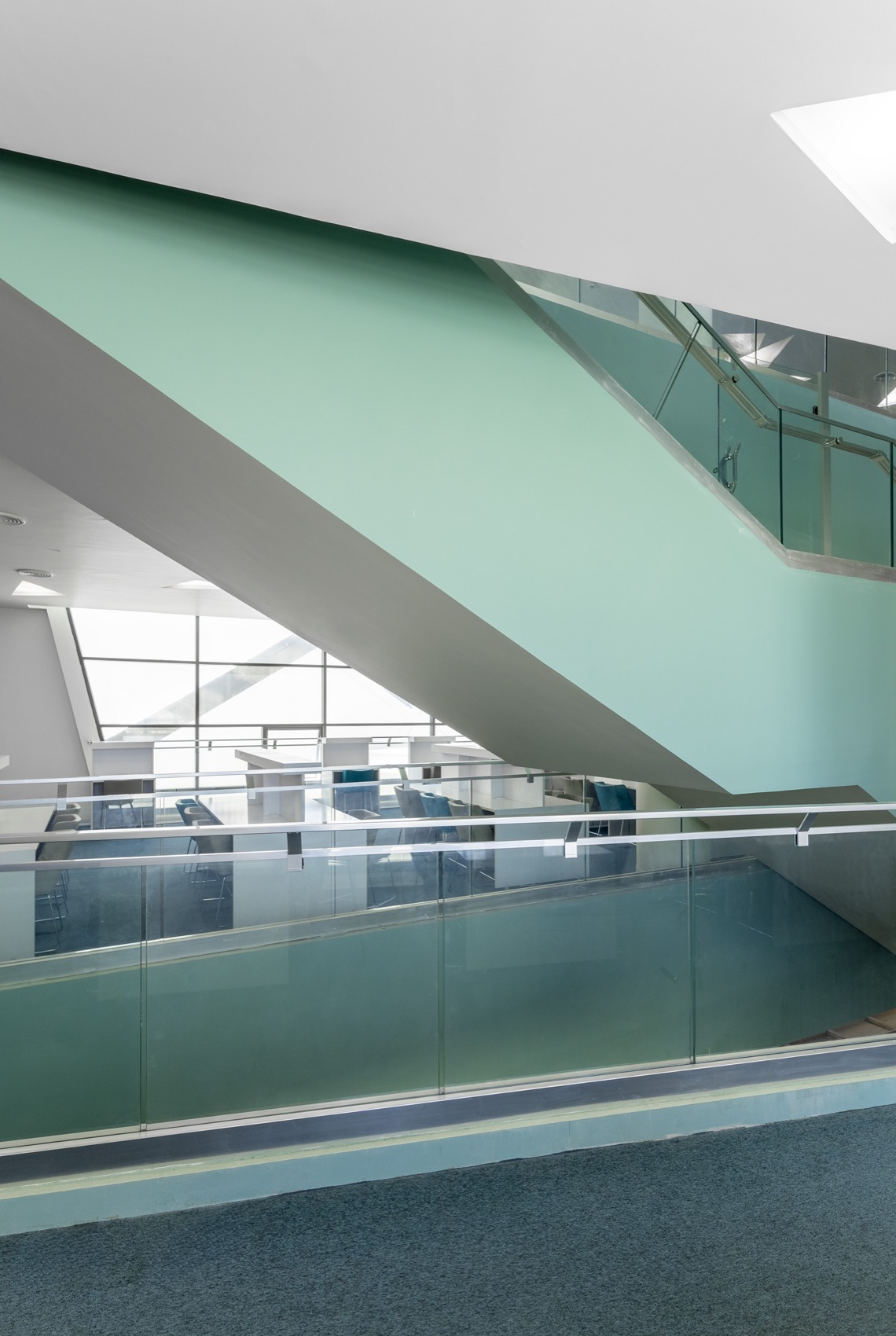 University of Semnan Auditorium and Library by New Wave Architecture ...