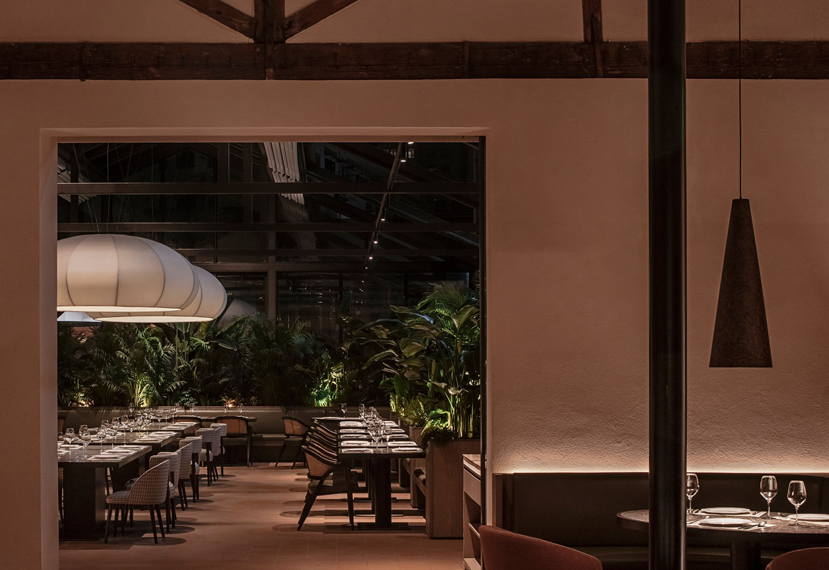 Terrakota Restaurant Design by More Design Office - 谷德设计网