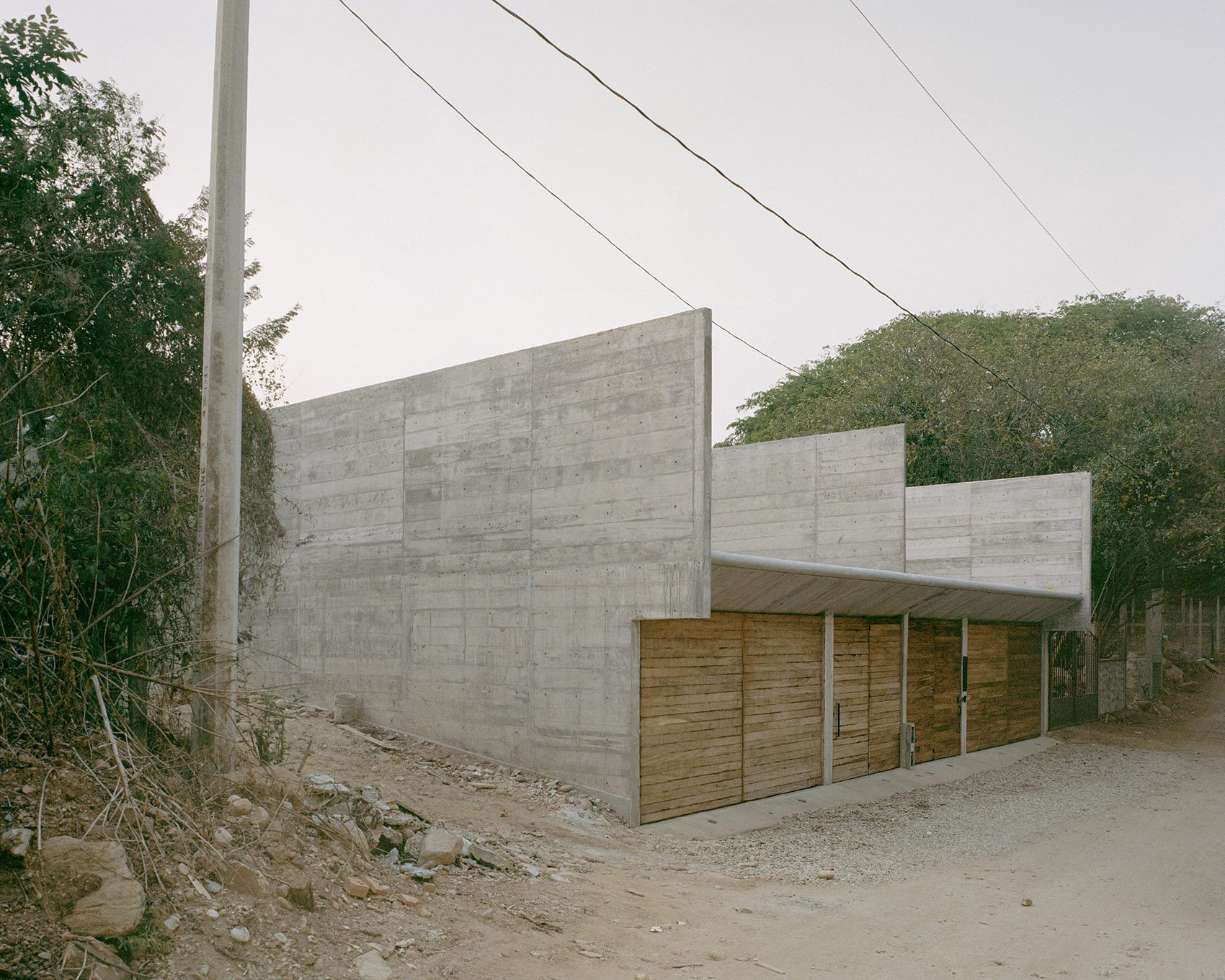 Casa VO / Casa WO by Ludwig Godefroy Architecture - 谷德设计网