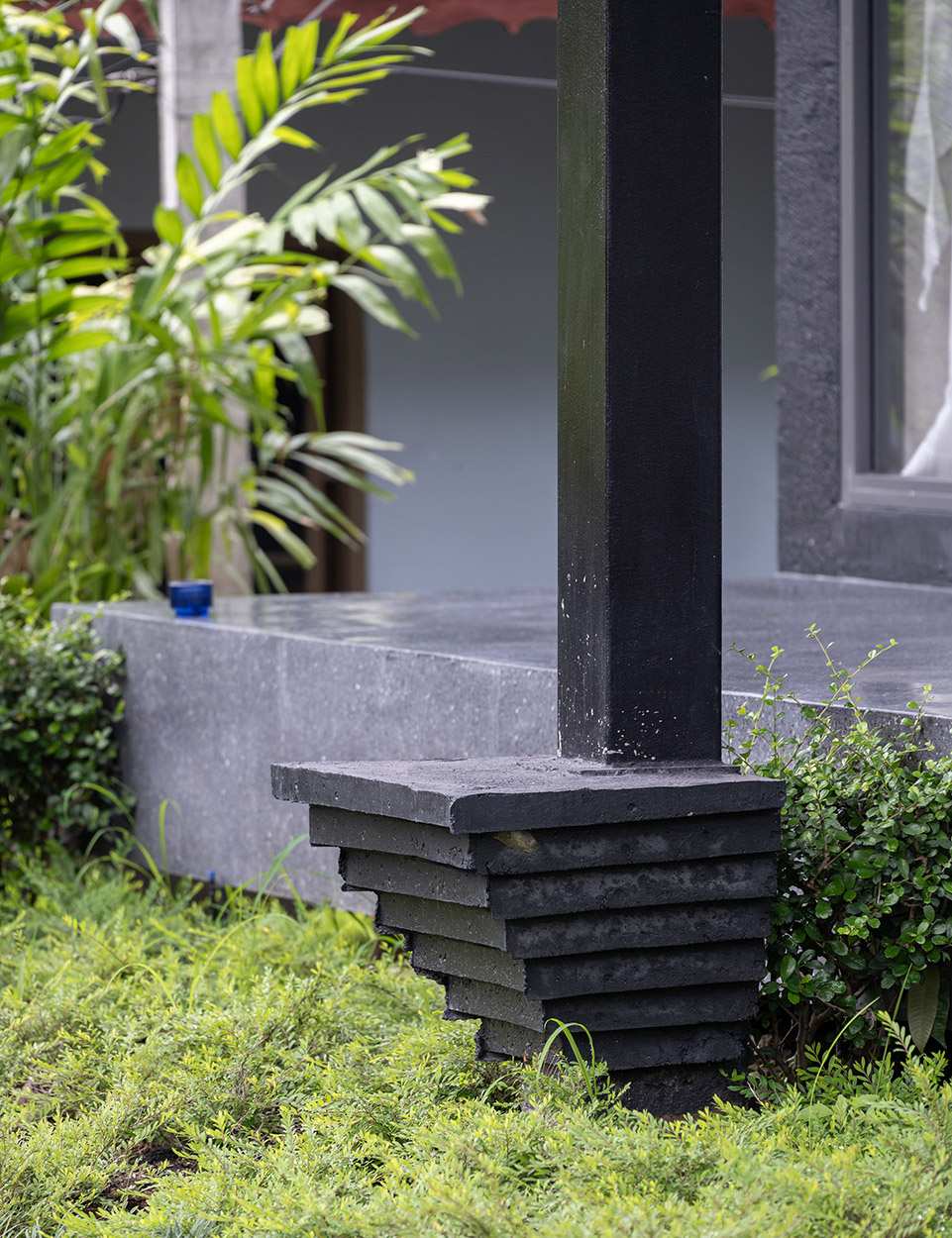Baan Dam by Housescape Design Lab - 谷德设计网
