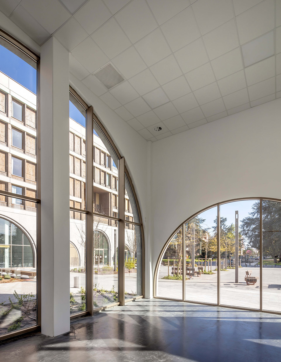 Laherrère Center by CoBe Architecture & Paysage - 谷德设计网