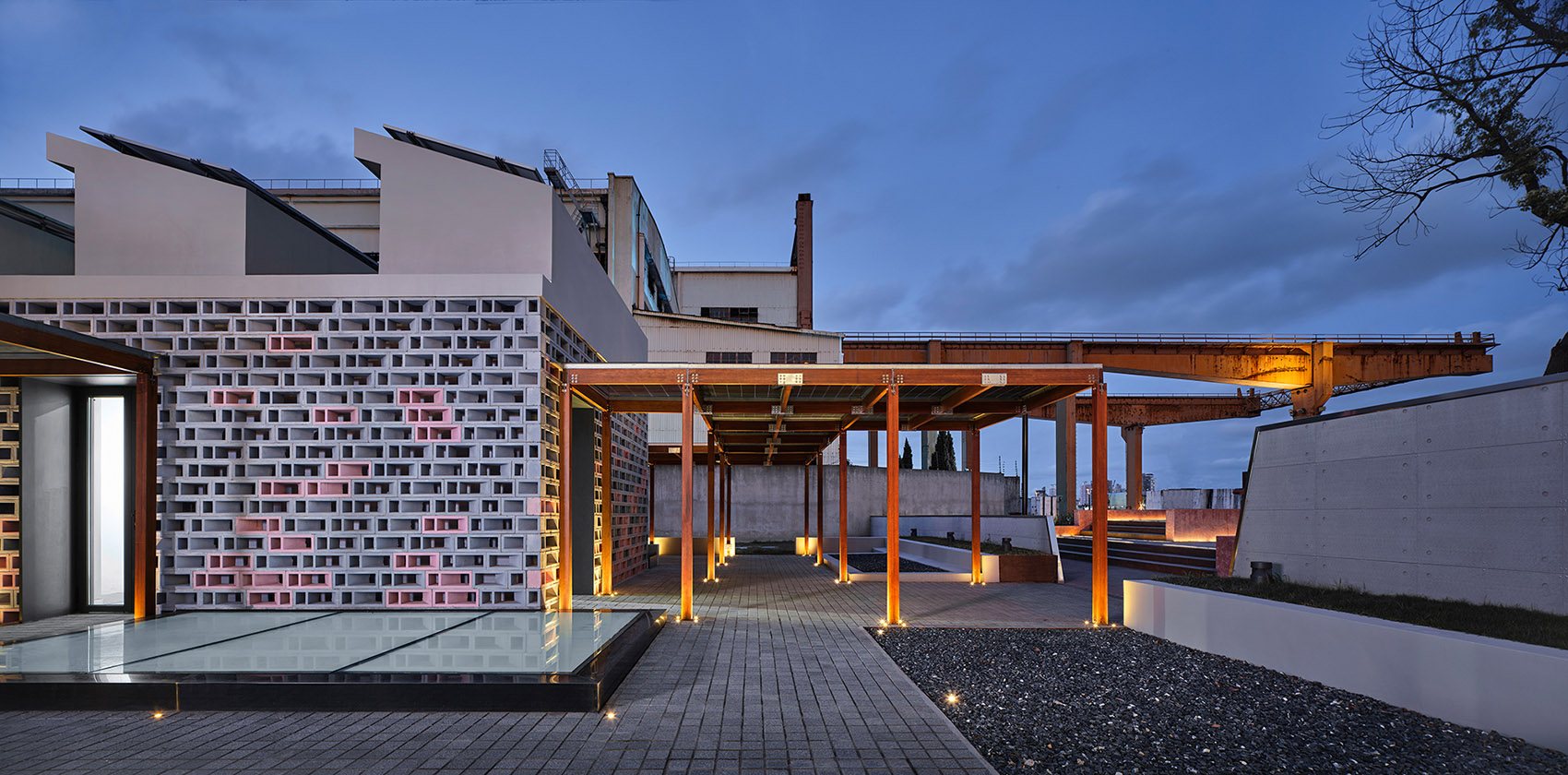 Huangpu River Yangpu Bridge Water Quality Automatic Monitoring Station Renovation by ATELIER L+ ...