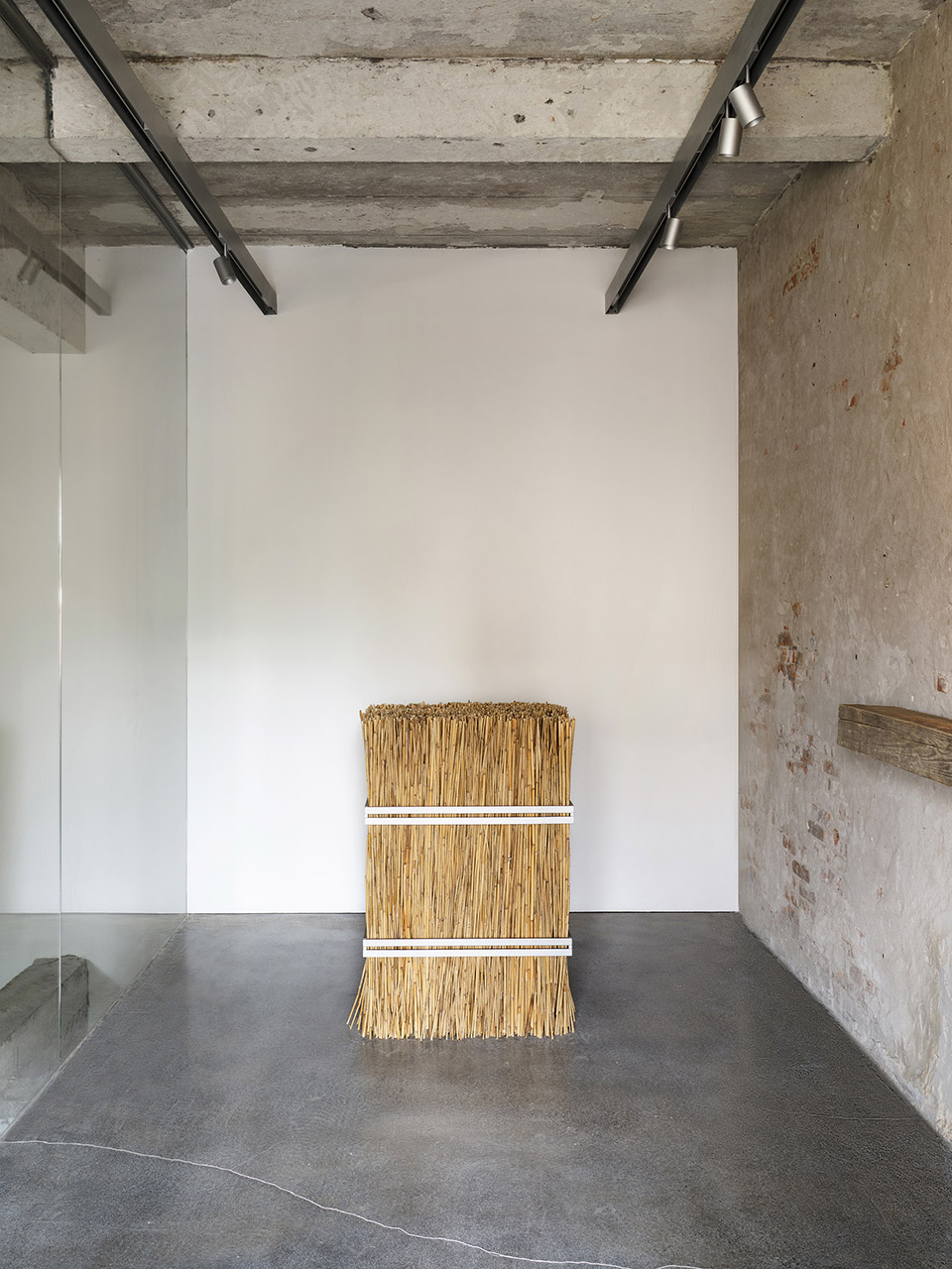 Outsider Store, China by Studio Glume - 谷德设计网