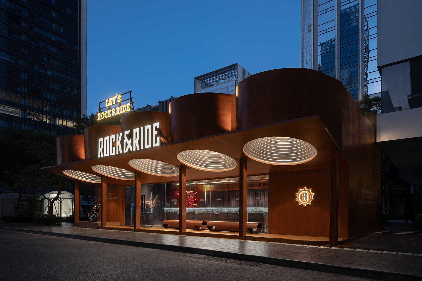 Rock&Ride Shenzhen MixC Popup Store by Within Beyond Studio - 谷德设计网
