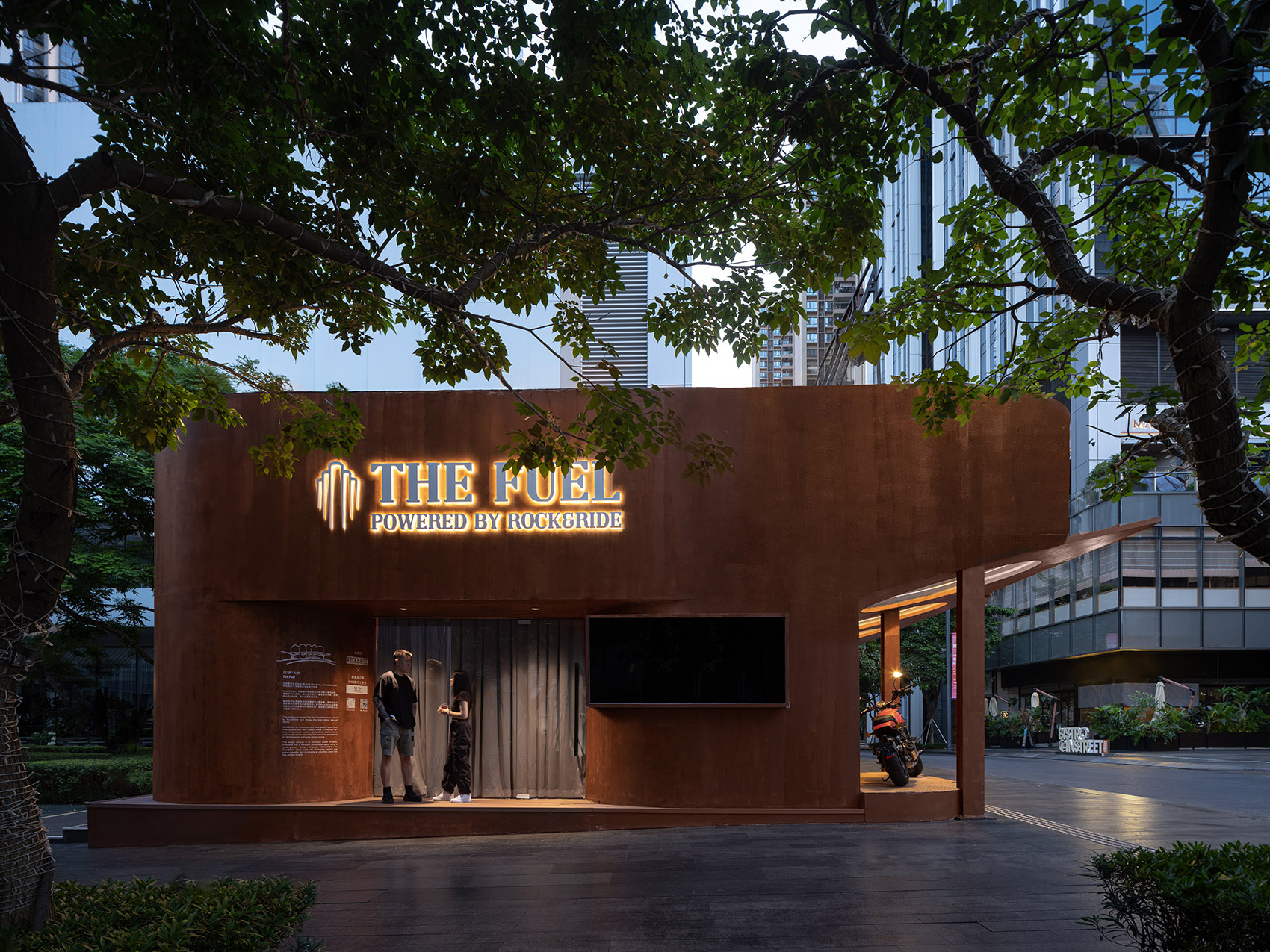 Rock&Ride Shenzhen MixC Popup Store by Within Beyond Studio - 谷德设计网