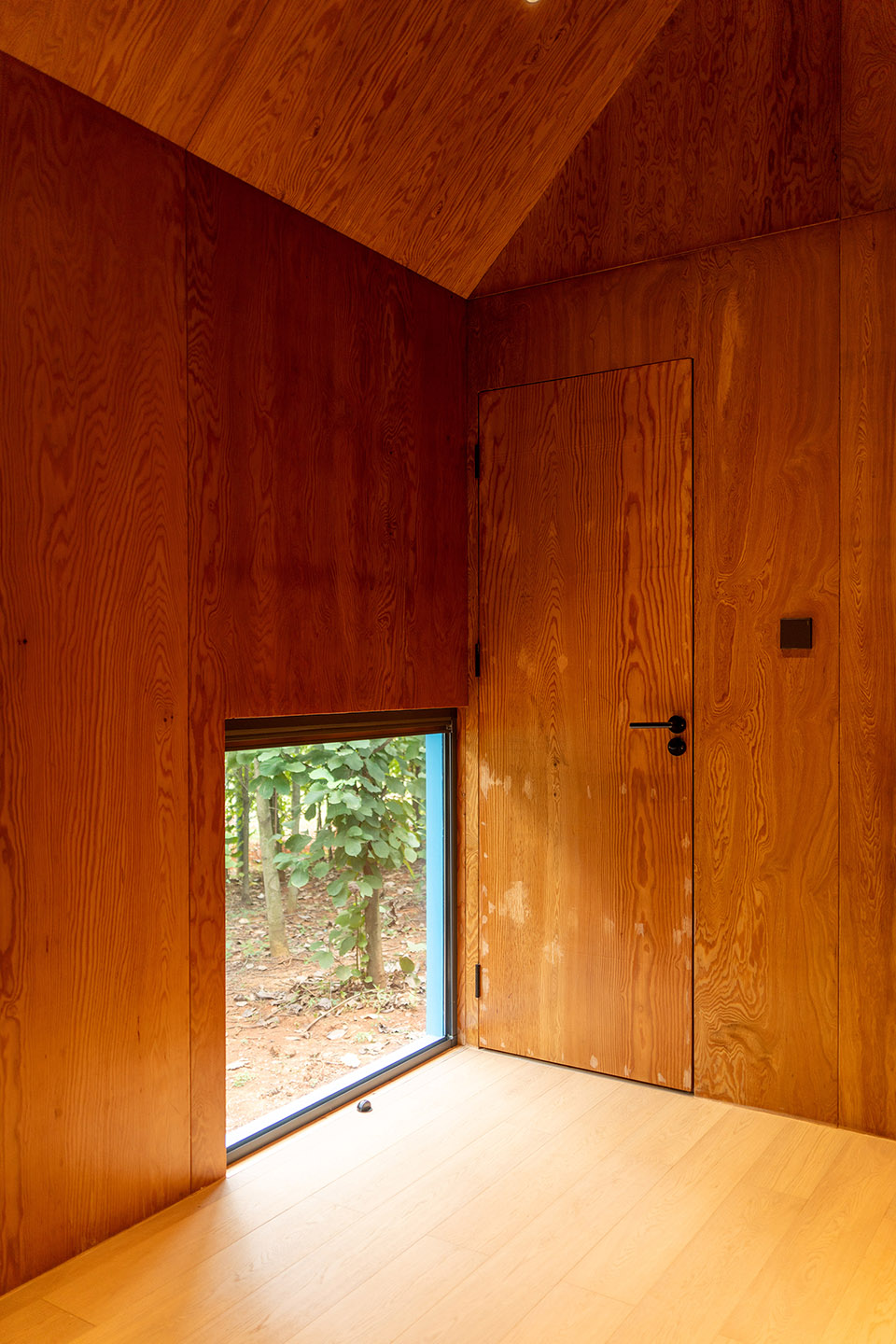 [Wild Home #110#] – The Artist’s Cabin, China by Wiki World & Advanced ...