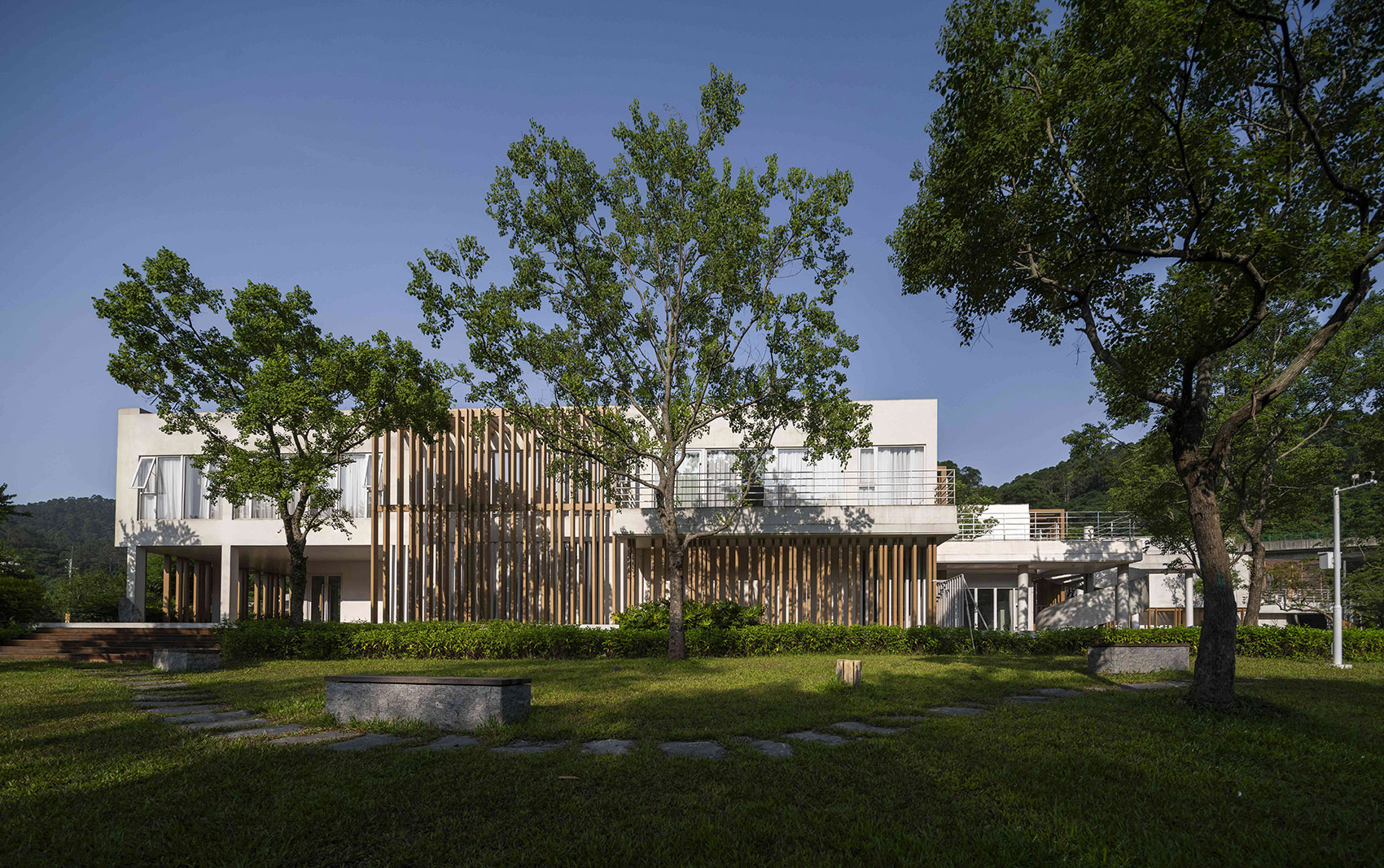 Huangma Rural Revitalization Workstation and Rural Reception Hall by ...