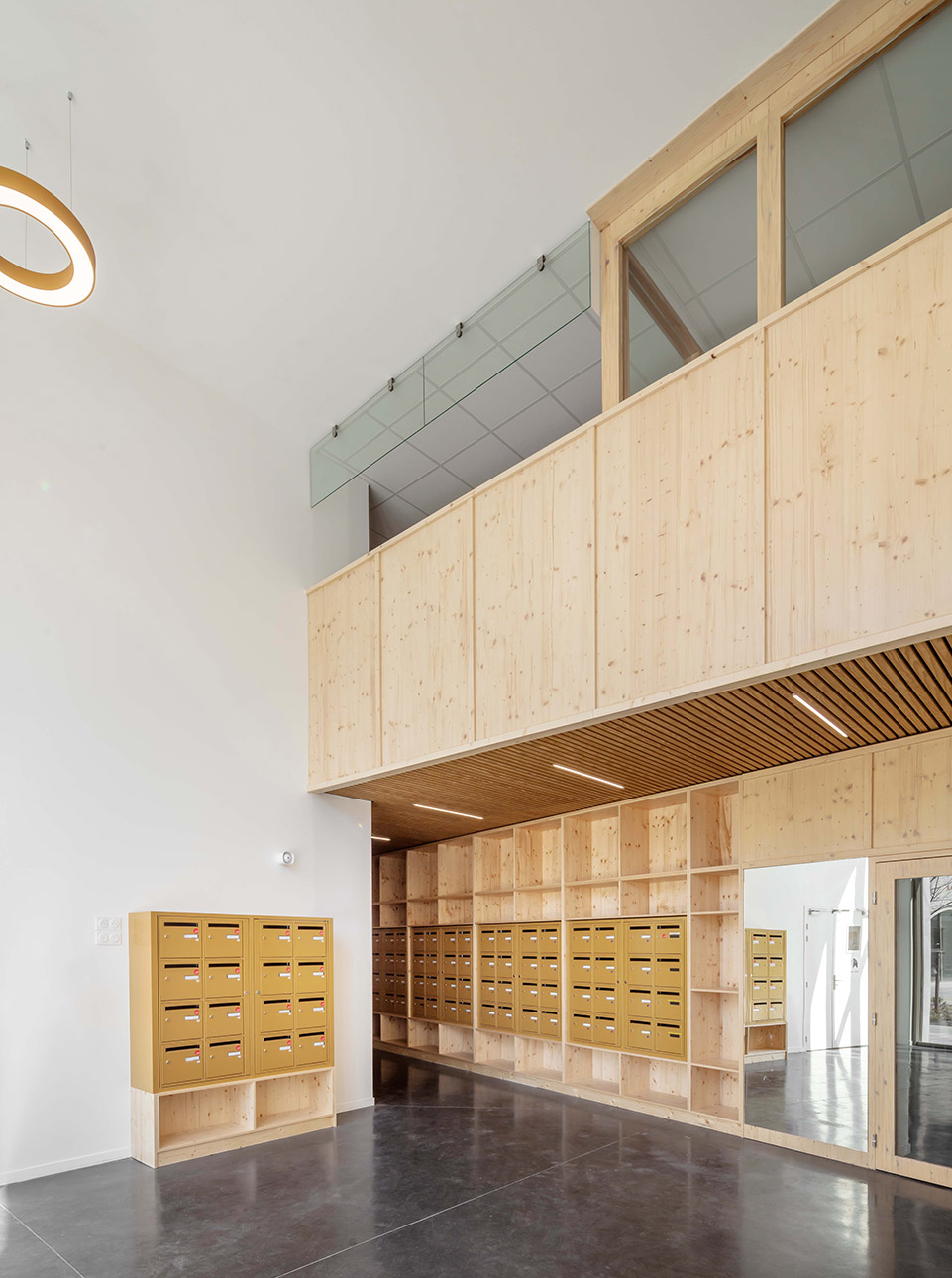 Laherrère Center by CoBe Architecture & Paysage - 谷德设计网