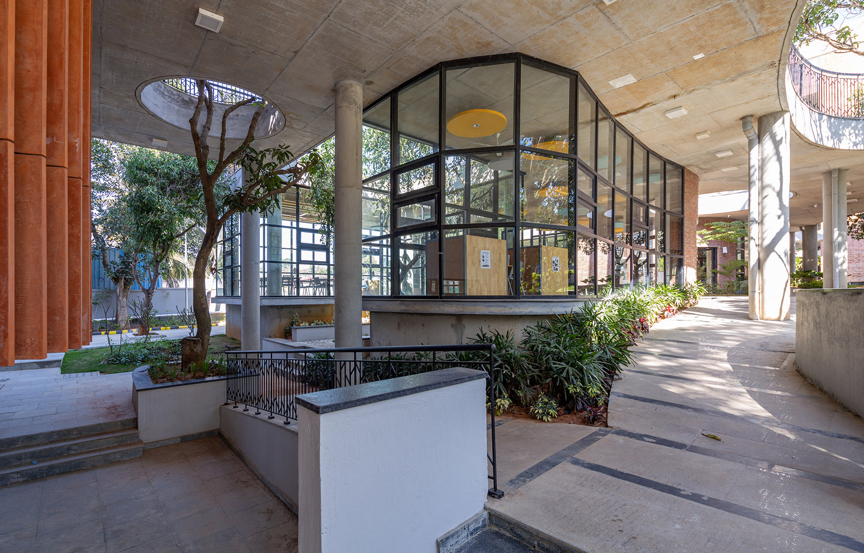 Euro School, Bannerghatta Bengaluru by Vijay Gupta Architects - 谷德设计网