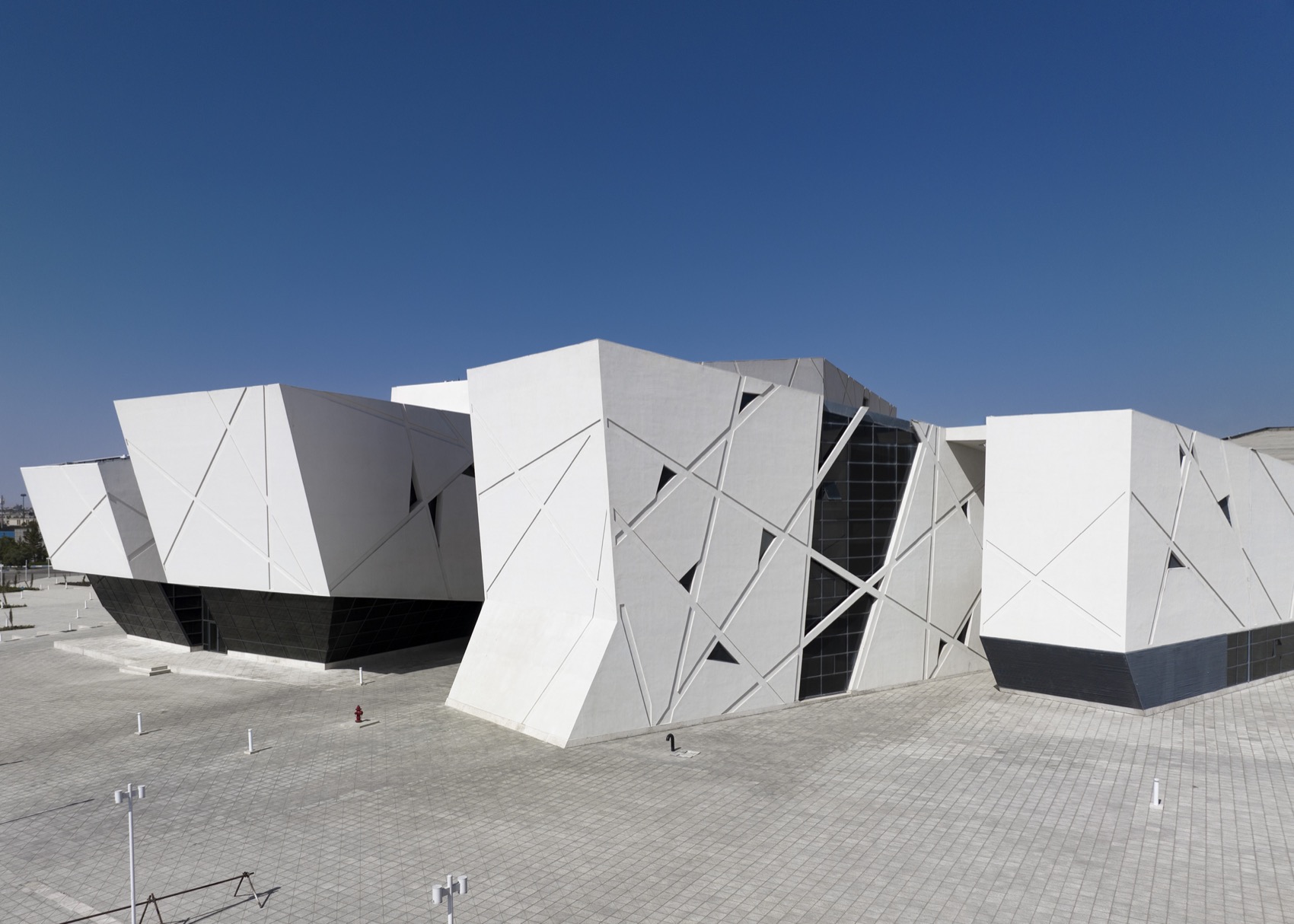 University of Semnan Auditorium and Library by New Wave Architecture ...