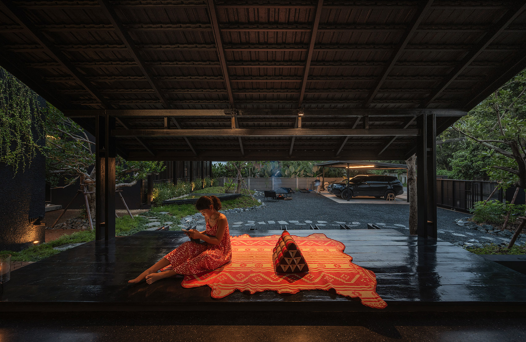 Baan Dam by Housescape Design Lab - 谷德设计网