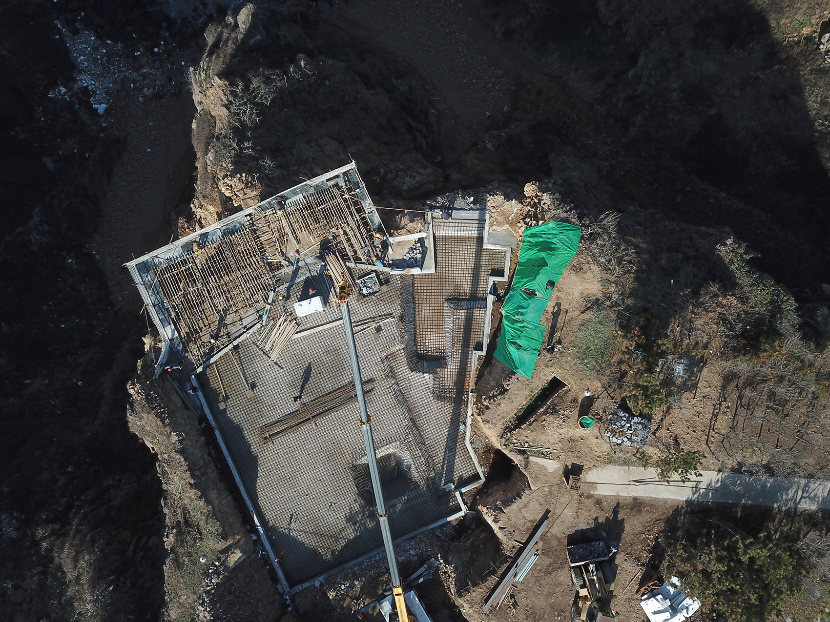 Cliff Café and Tower House by Trace Architecture Office (TAO) - 谷德设计网