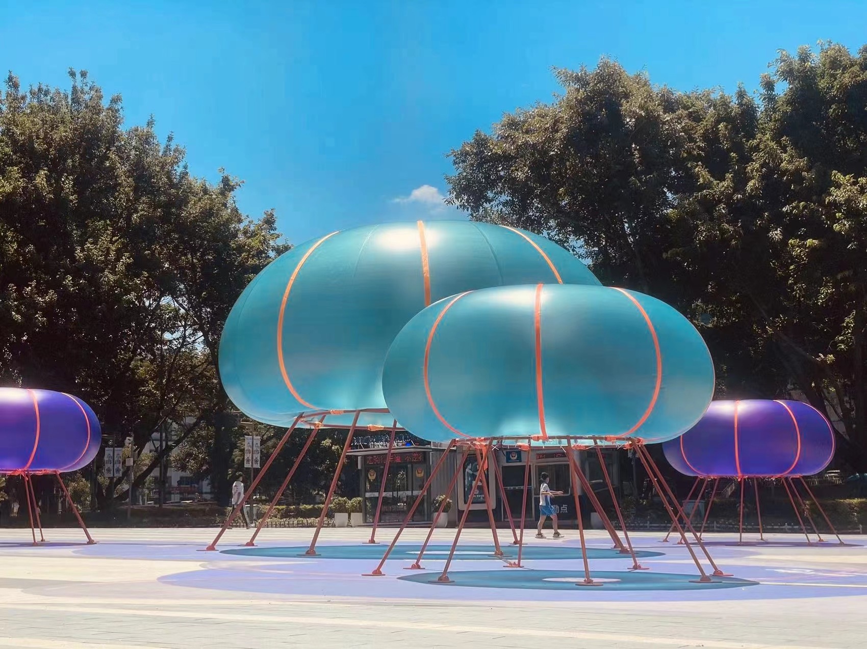 Public Art Installation “Floating Pavilion” by Daxing Jizi Design - 谷德设计网