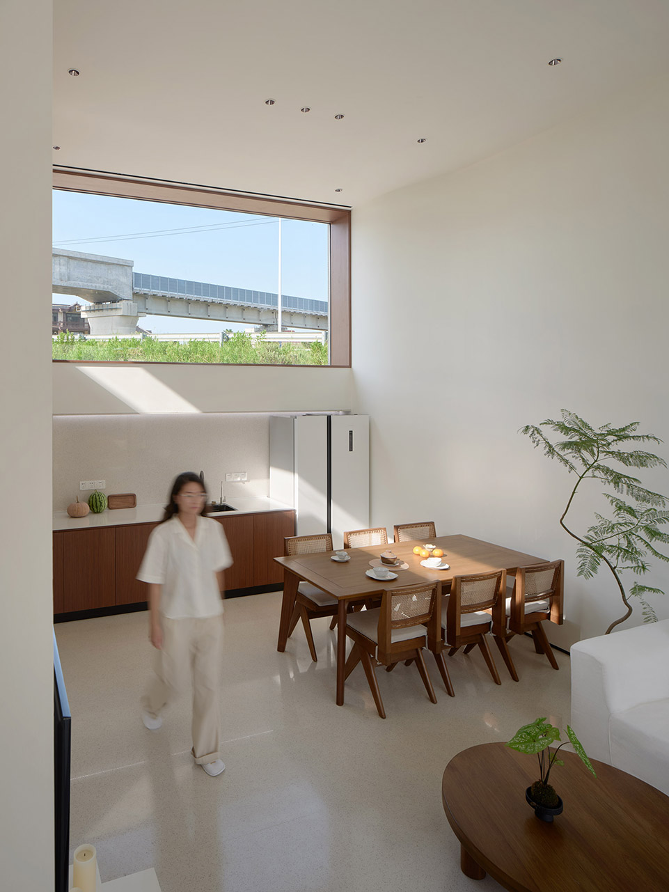 Crossing House by L&M Design Lab - 谷德设计网