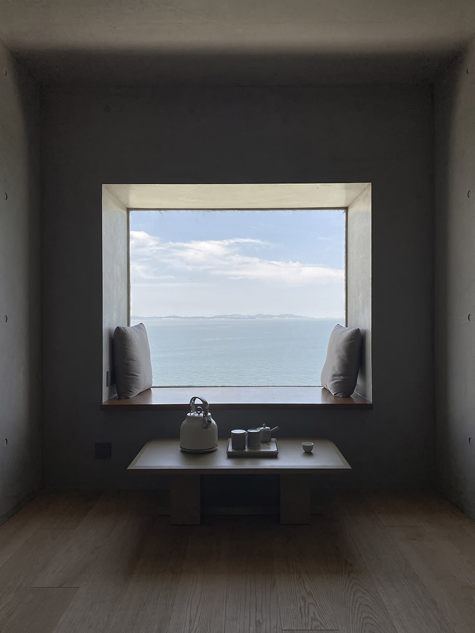 Cliff Café and Tower House by Trace Architecture Office (TAO) - 谷德设计网