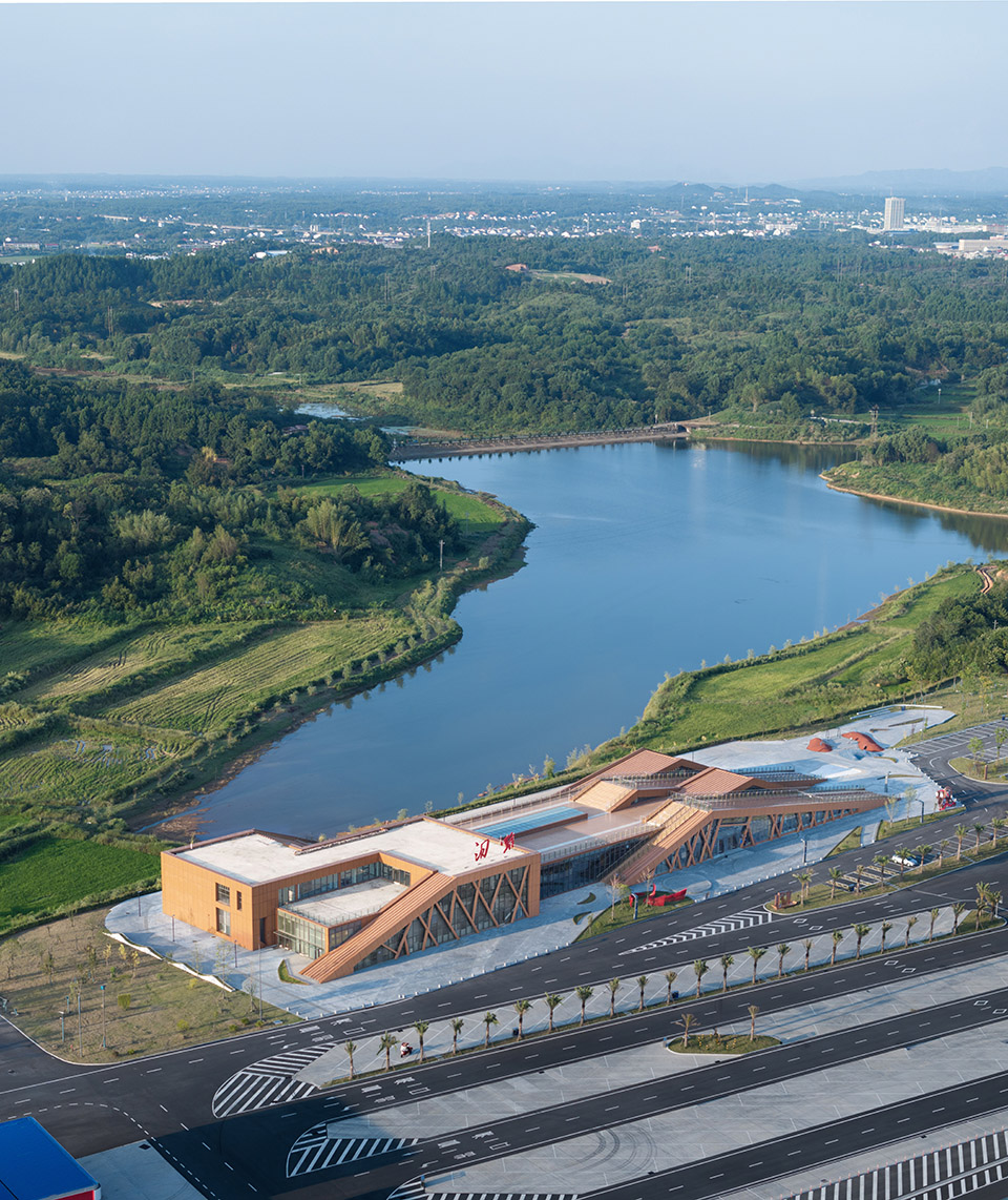 Miluo Highway Service Center, China by Hunan Provincial Communications ...