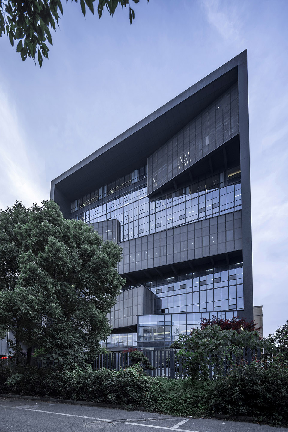 Jufeng Headquarters by hyperSity architects - 谷德设计网
