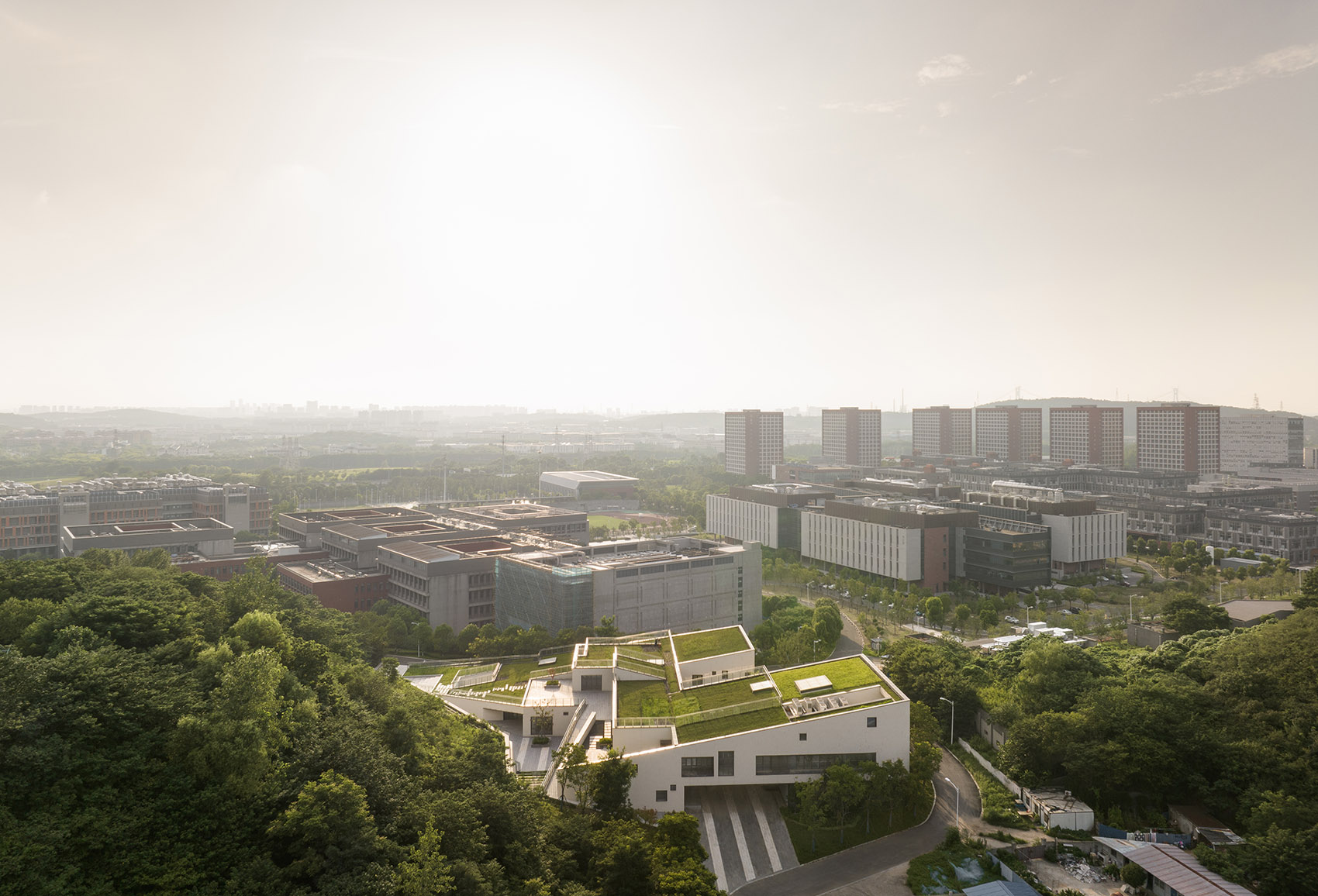 Xianlin research building, Nanjing university by Zhong Huaying studio ...