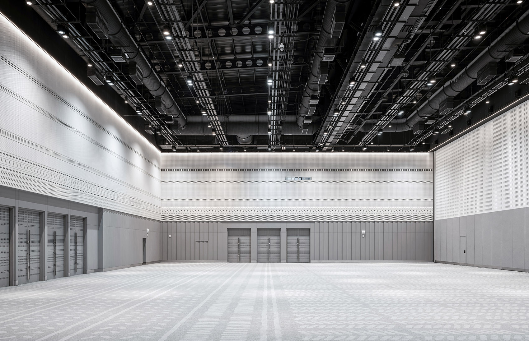 Interior of Queen Sirikit National Convention Centre (QSNCC) by Onion ...