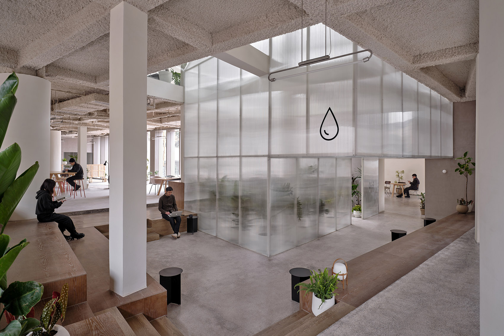 Terraced Courtyard｜Hangzhou Qingshan Co. Space, China by TEAM_BLDG - 谷德设计网