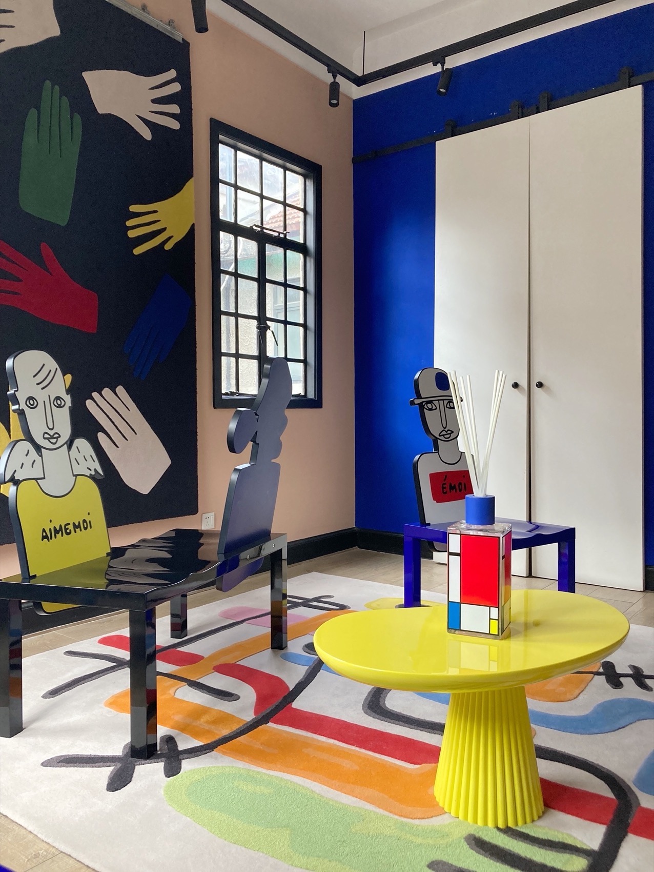 Mise en Seine by Jean-Charles de Castelbajac - 谷德设计网