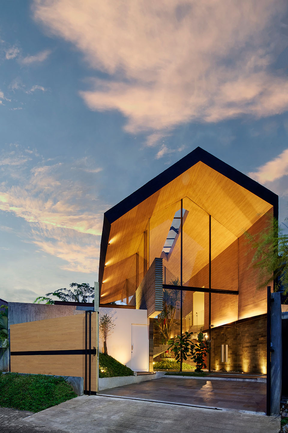 Bernaung House by RAD+ar - 谷德设计网