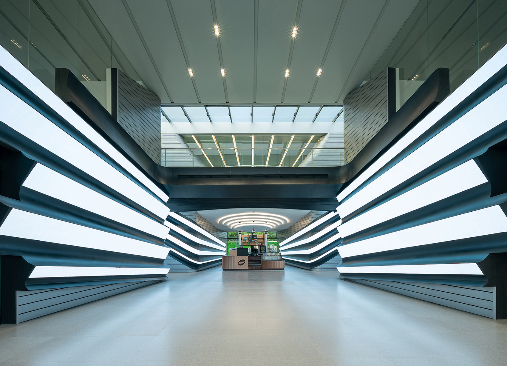 Shell Super Hubs, Wuhan by ATAH - 谷德设计网