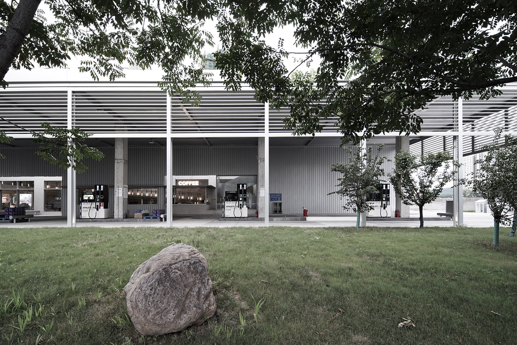 Yuda Petrol Station, China by Huizong Design and Research Office - 谷德设计网