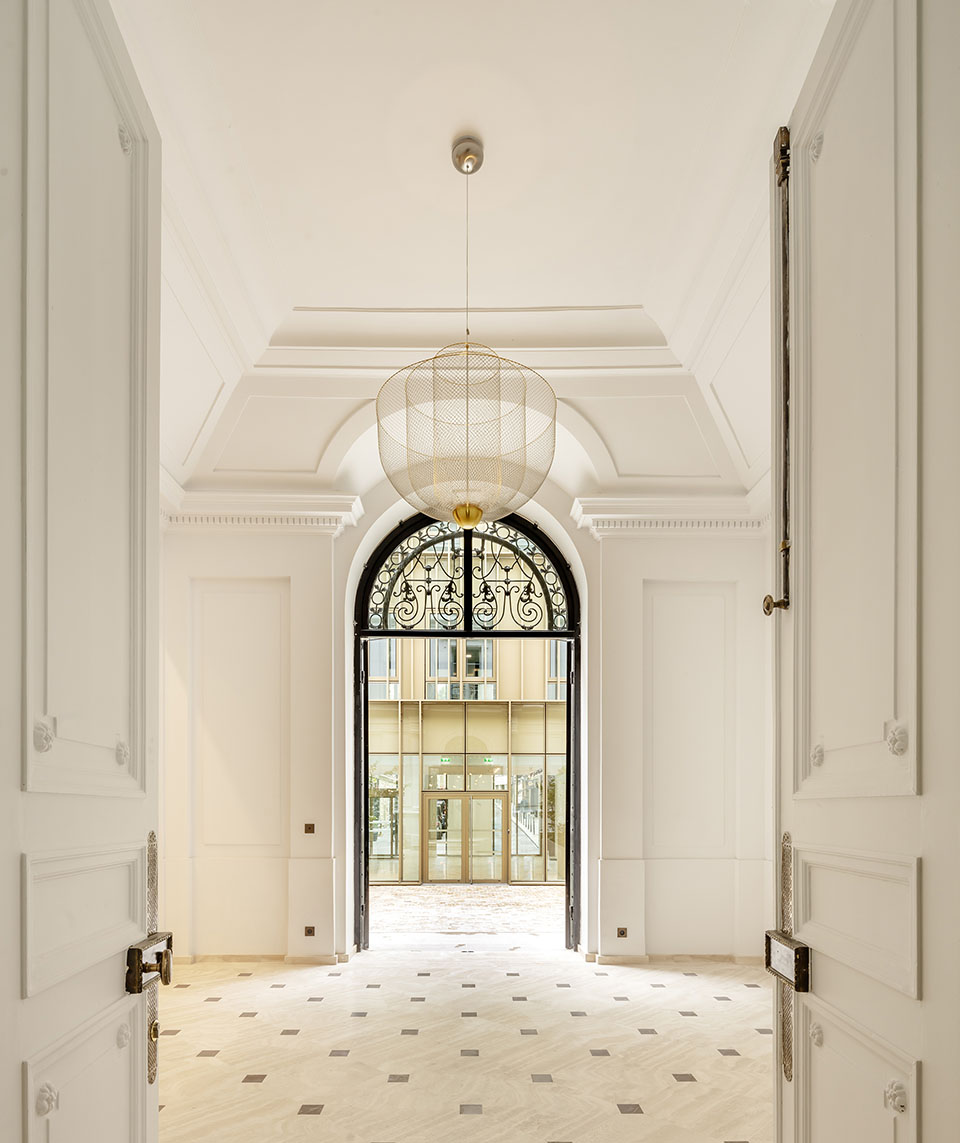 ULTEAM by Arte Charpentier - 谷德设计网