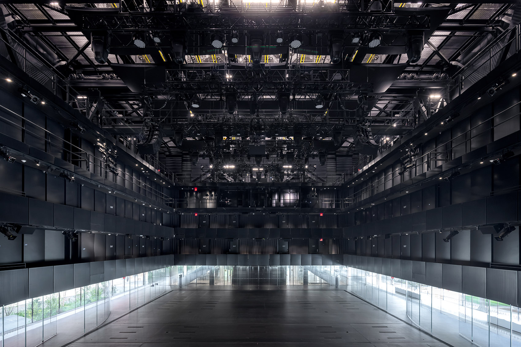 The Lindemann Performing Arts Center by REX - 谷德设计网