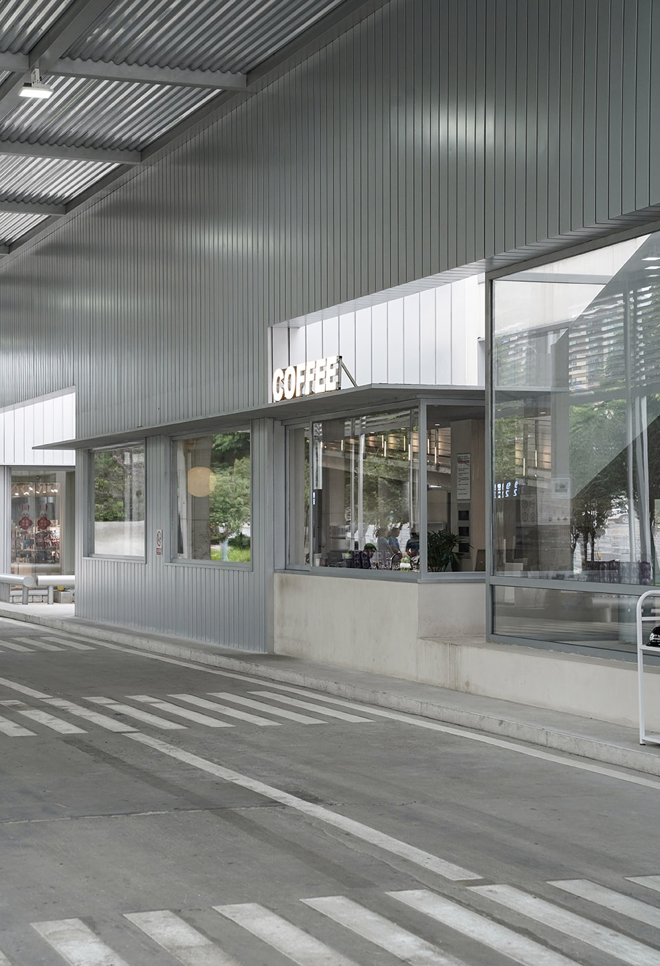 Yuda Petrol Station, China by Huizong Design and Research Office - 谷德设计网